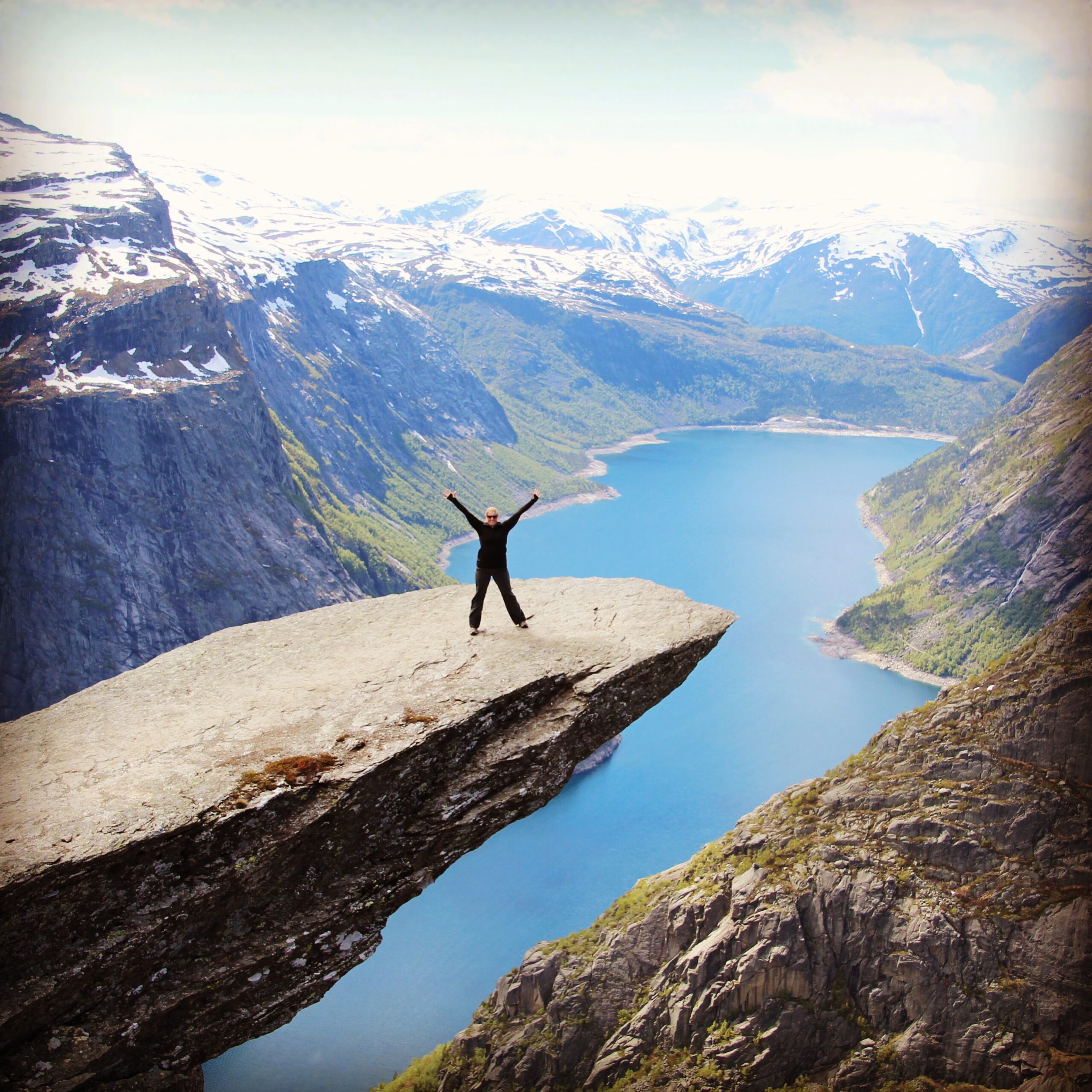 Single Solo Traveler - Inspiring Solo Travel for Women